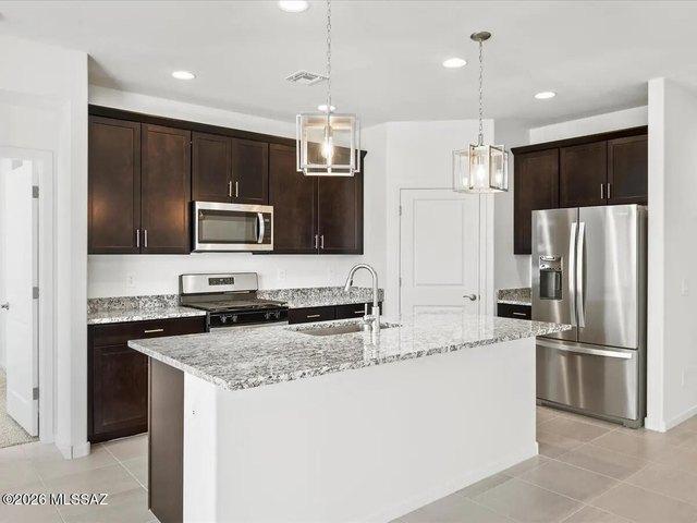 6868 W Indian Clover Way, Tucson, AZ 85757