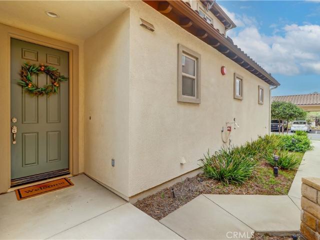 6860 Ivy Creek