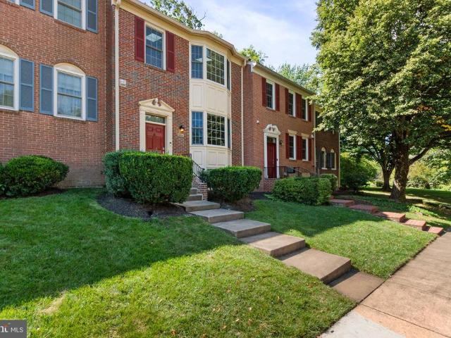 6860 Williamsburg Pond Court