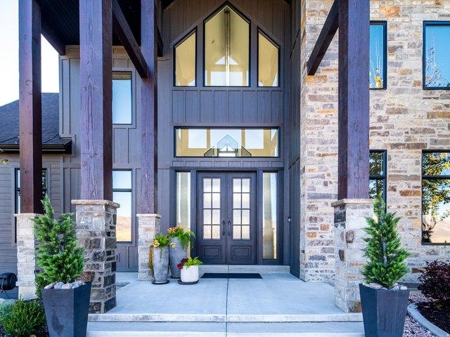 6861 E Summit Peak Cir, Huntsville, UT 84317