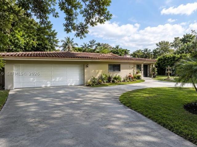 6861 SW 69th Ter, South Miami, FL 33143