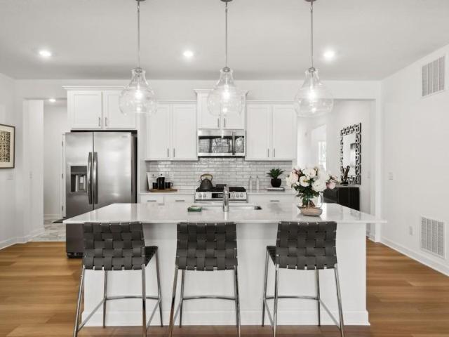 6862 Zenwood Lane