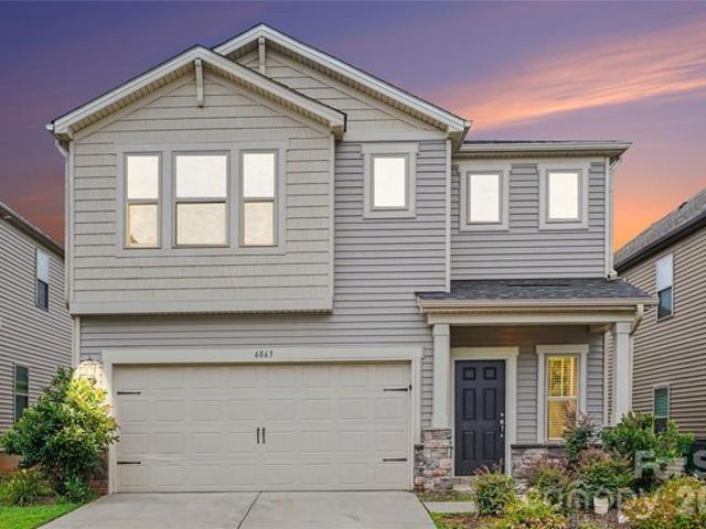 6863 Good News Dr, Charlotte, NC 28215