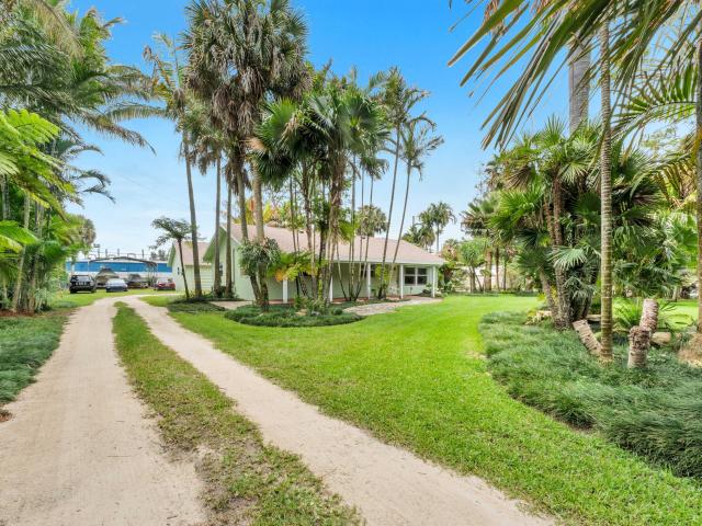 6863 Imperial Dr, West Palm Beach, FL 33411 | MLS #B26011