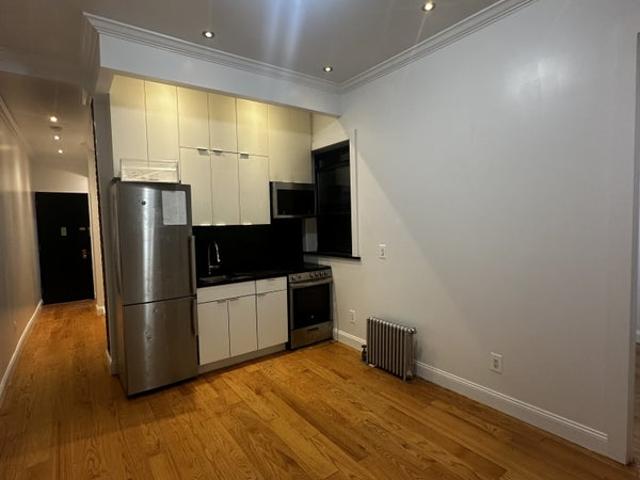 #686 541 W 144th Unit #20