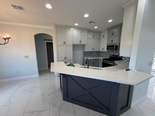 686 County Road 3061
