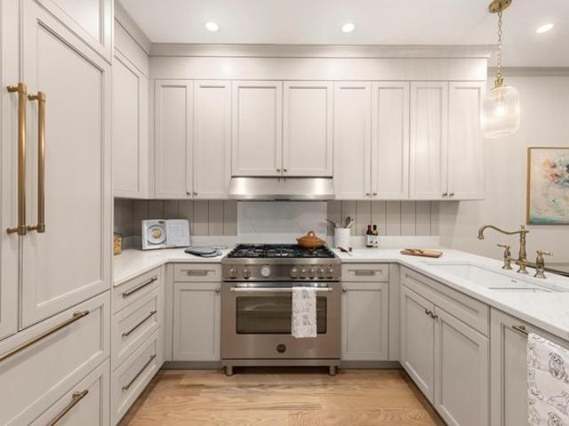 686 Carroll St Apt 2, Brooklyn, NY 11215