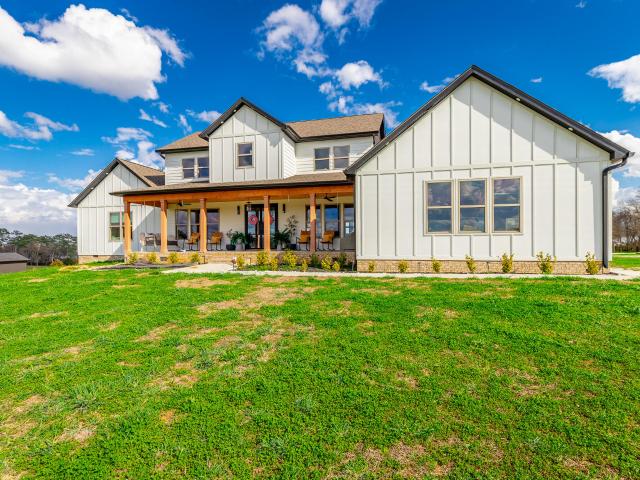 686 Bell Road