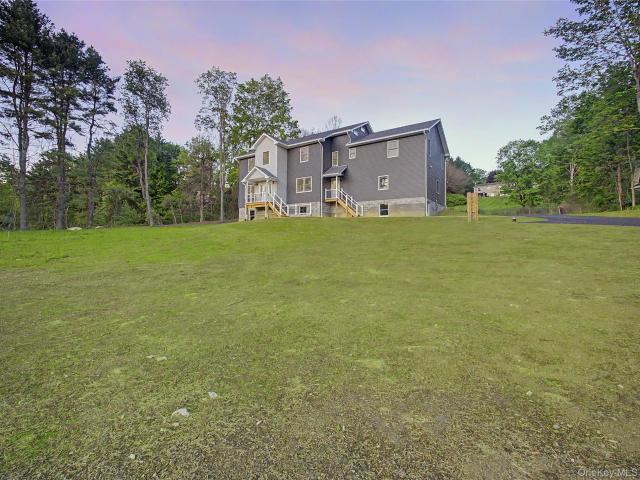 686 Depot Hill Road