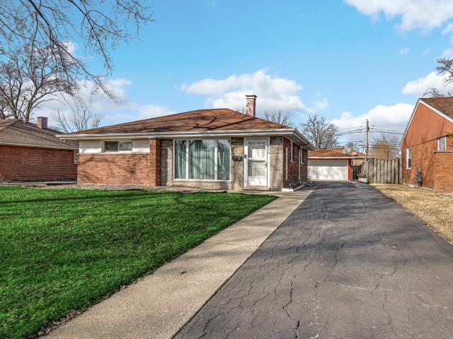 686 E 155th Street