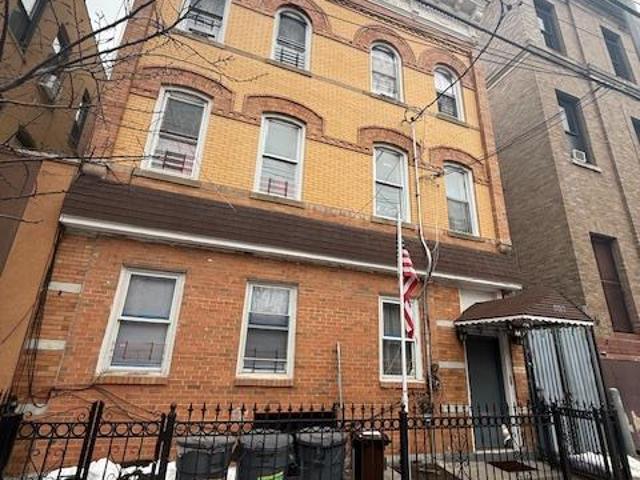 686 Fairview Avenue