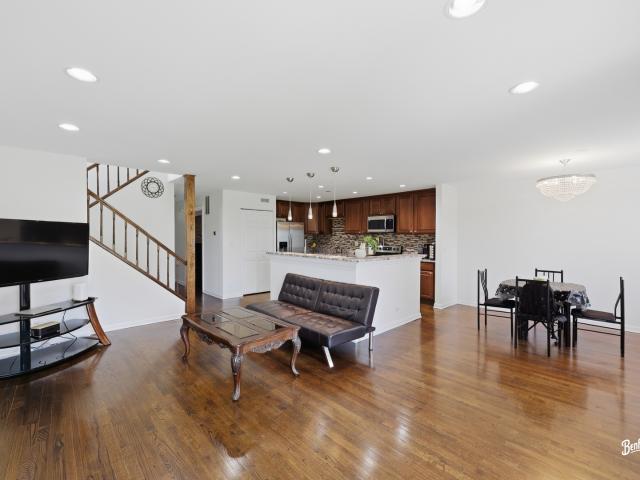 686 mallard lane