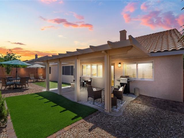 686 Pansy Pl, Henderson, NV 89052 | MLS #2772 | Compass