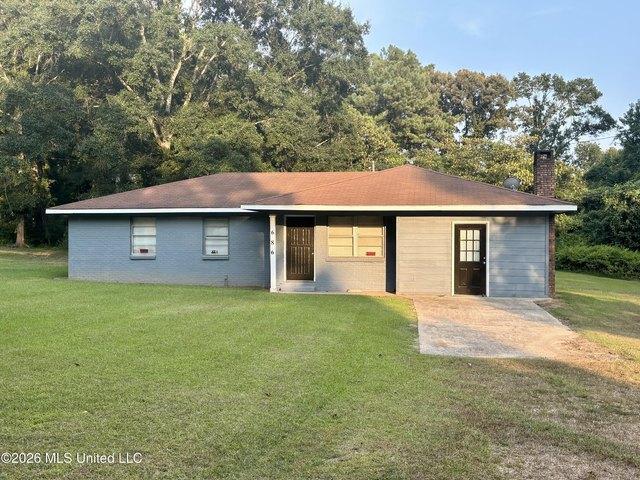 686 Progress Rd, Prentiss, MS 39474