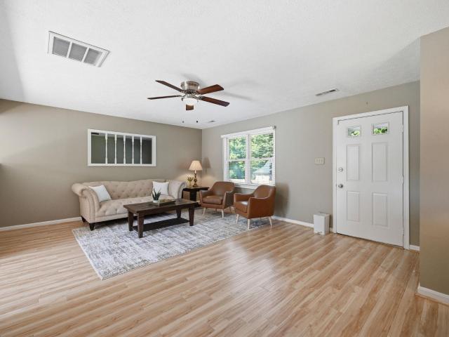 686 Rollason Drive