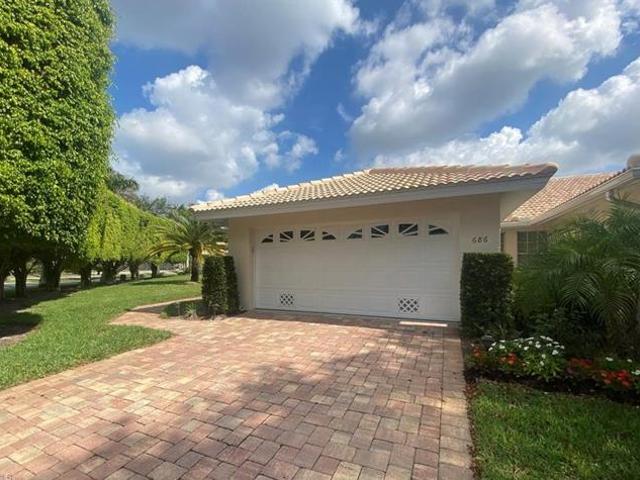 686 Wiggins Bay Dr #3 3L, Naples, FL 34110