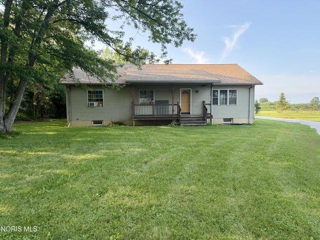 6875 Corduroy Rd, Oregon, OH 43616