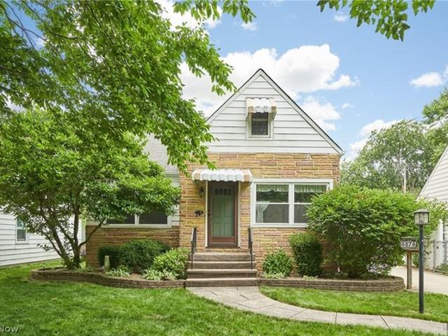 6876 Greenleaf Ave, Parma Heights, OH 44130