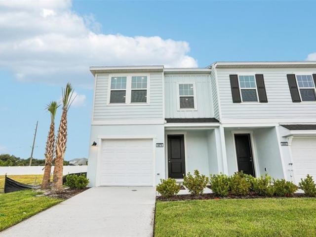 6876 Holcombe Down Dr, Zephyrhills, FL 33541