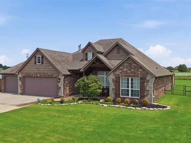 6877 S 304th East Ave, Broken Arrow, OK 74014