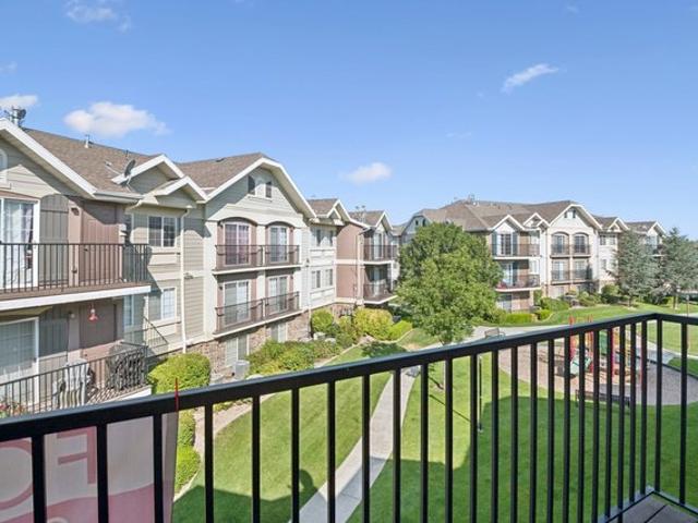 6878 S Clayton Ridge Way W Unit C12, West Jordan, UT 84084