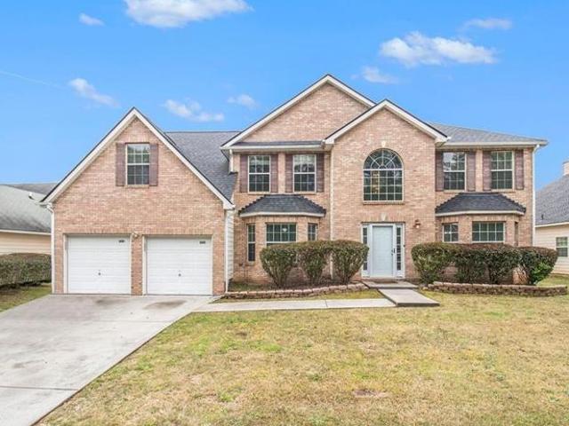 6879 Foxfire Pl, Atlanta, GA 30349