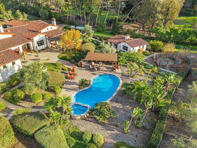 6870 La Valle Plateada