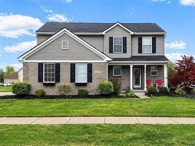 6871 Chandler Dr, Van Buren Township, MI 48111