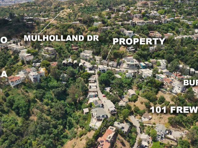 6871 Pacific View Drive