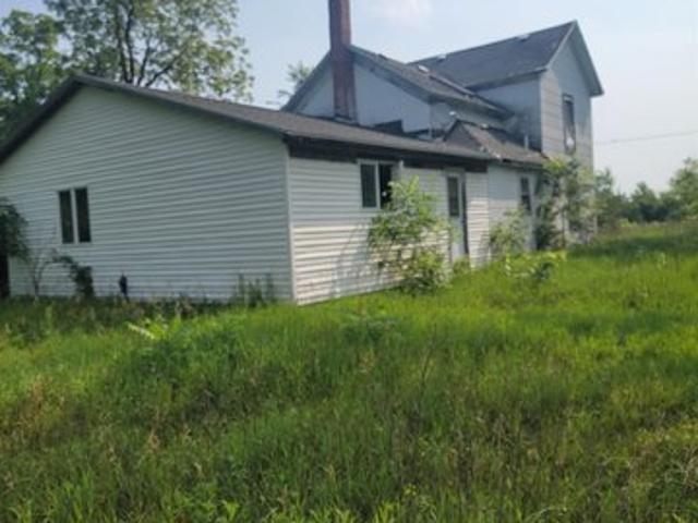 6871 S 1100 W, Francesville, IN 47946