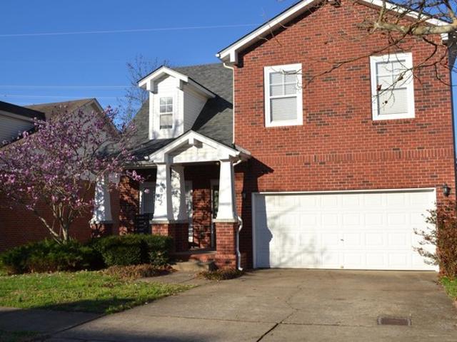 6872 Bridgewater Dr, Nashville, TN 37221