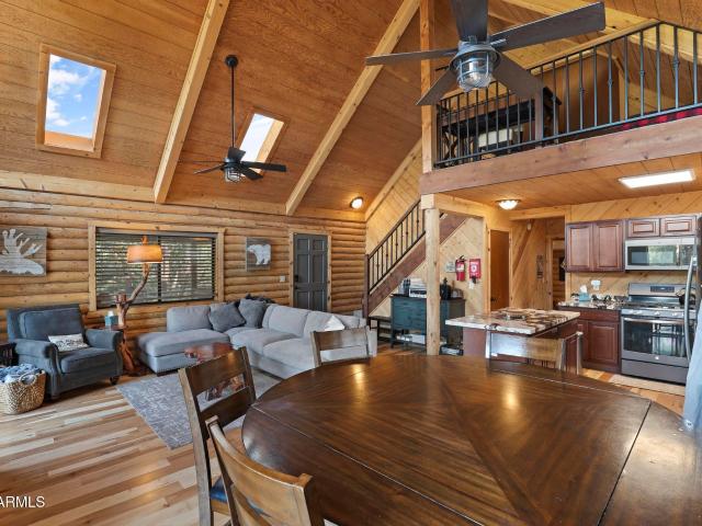 6872 W FARA Drive