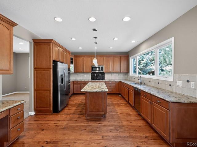 6873 Esperanza Drive