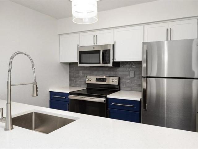 6873 Peachtree Dunwoody Road 81 310