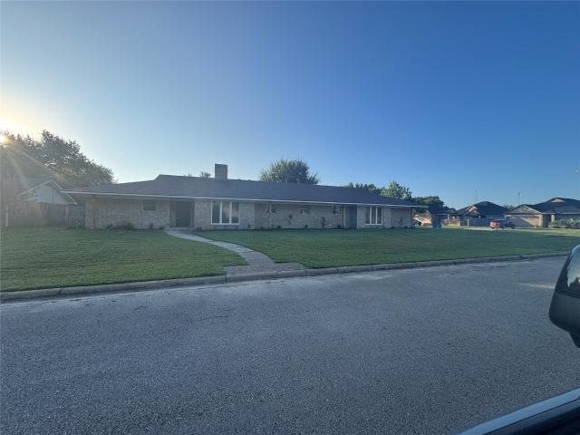 687 Bending Oaks Drive