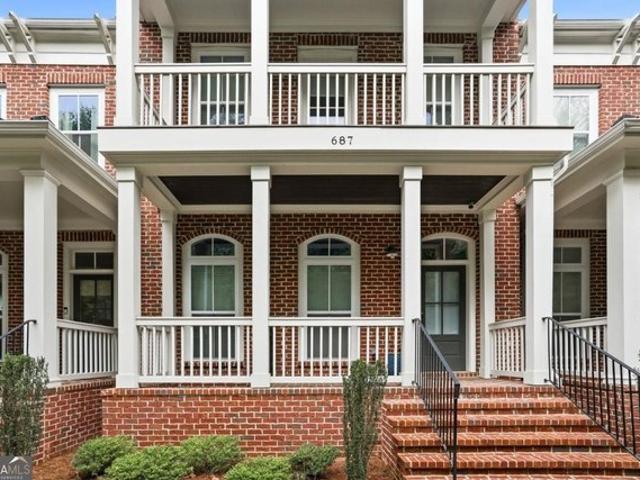 687 Brennan Dr, Decatur, GA 30033