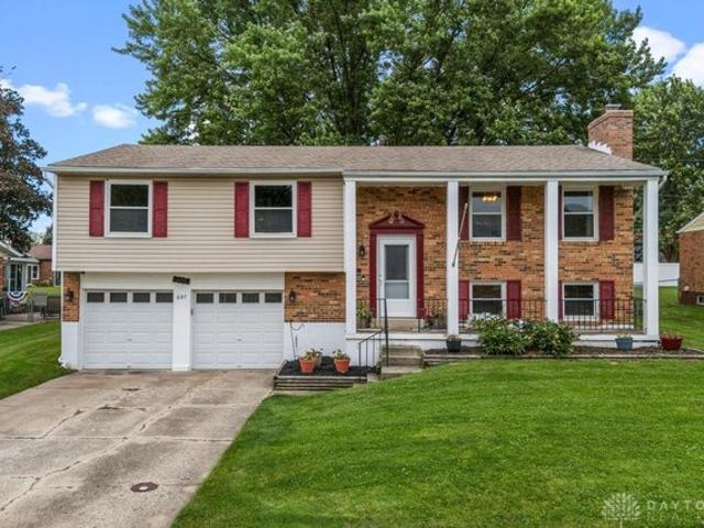 687 Eden Roc Dr, Xenia, OH 45385