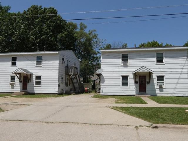 687 McGuigan Ave, Benton Harbor, MI 49022