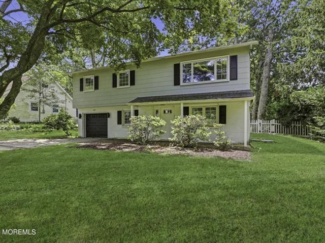 687 Northstream Dr, Toms River, NJ 08753