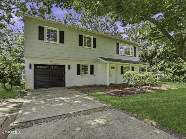 687 Northstream Drive