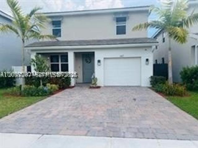 687 SE 17th Ave, Homestead, FL 33033