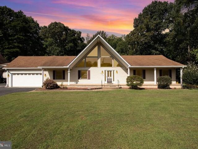 687 Prospect Hill Rd, Montross, VA 22520