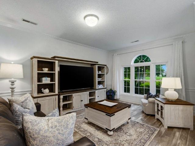 687 Riverwalk Dr. 102
