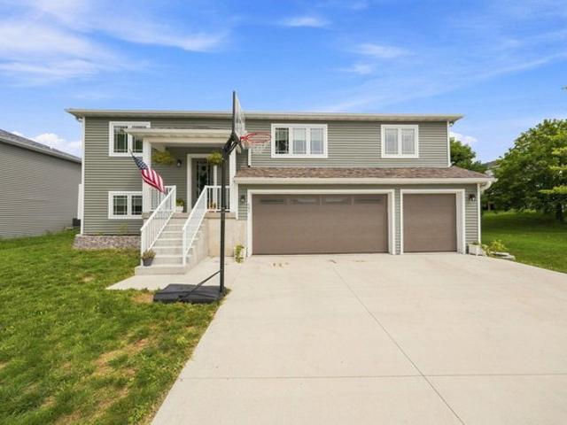 687 W Madison St, Jefferson, WI 53549