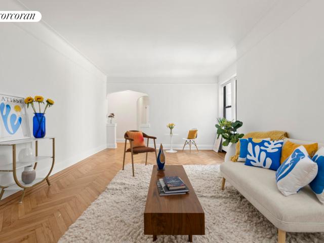 687 West 204th Street, New York, NY