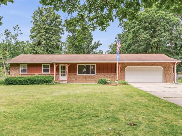 68850 3rd St, Edwardsburg, MI 49112