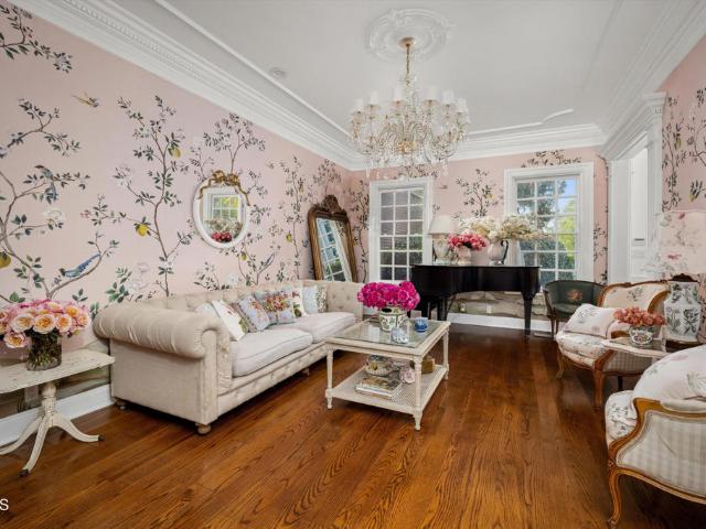 6885 Coyote Canyon Road