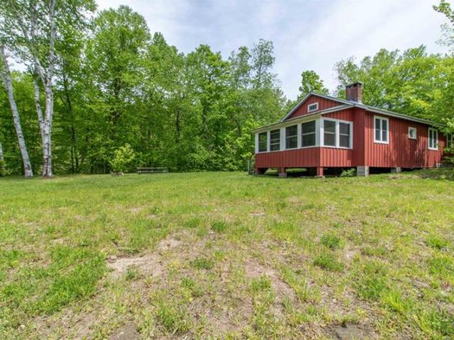 6885 Kirby Mountain Rd, Kirby, VT 05851