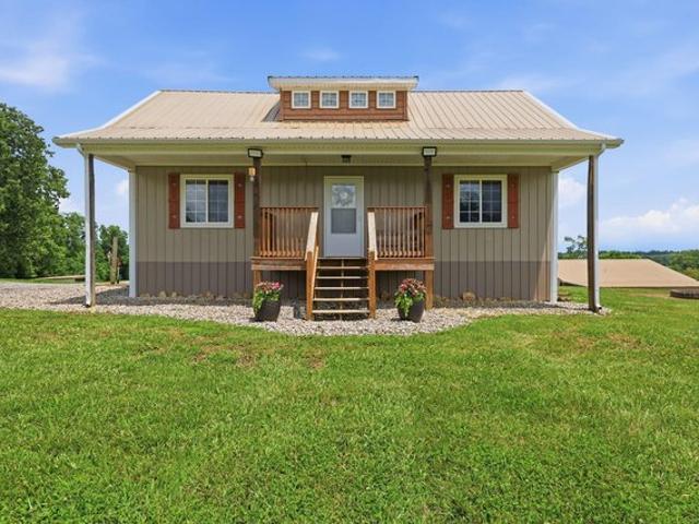 6888 Bybee Rd, Winchester, KY 40391