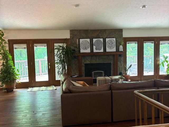 6888 Edwardsville Road
